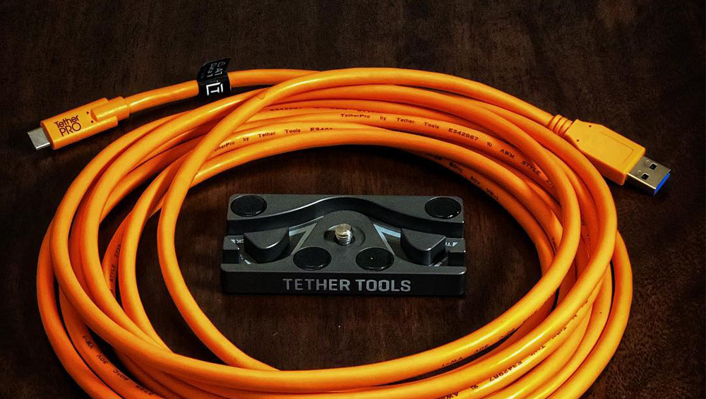 Why It’s a Must to Shoot Tethered for Commercial Clients